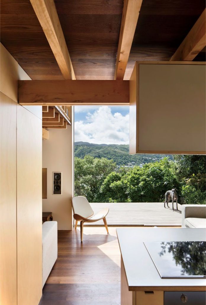 Compact Japanese-Style Mini Houses - Small House Decor