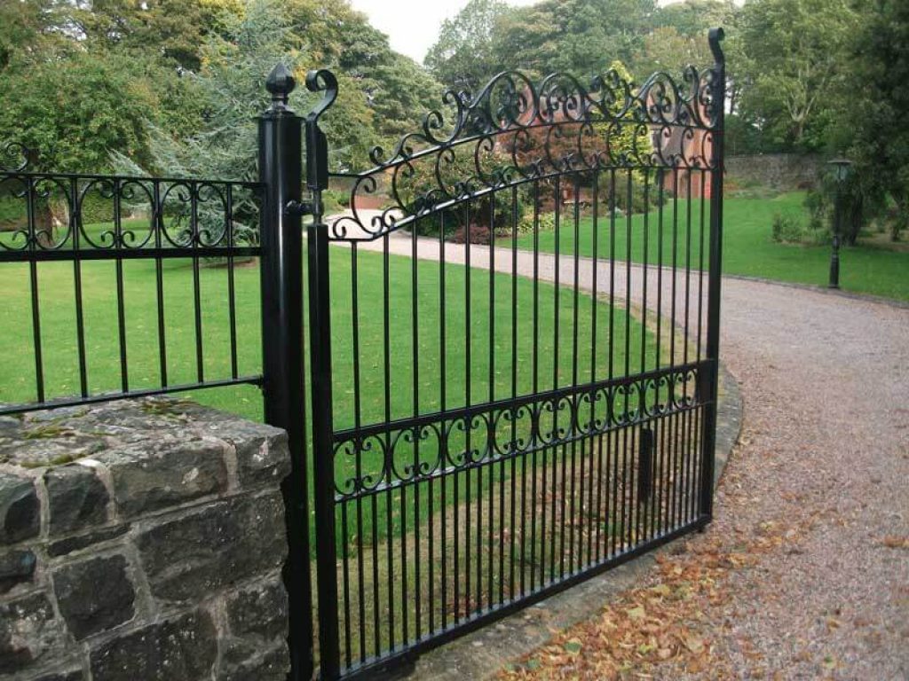 Ways to Choose the Right Steel Gate Supplier for Your House - Small ...